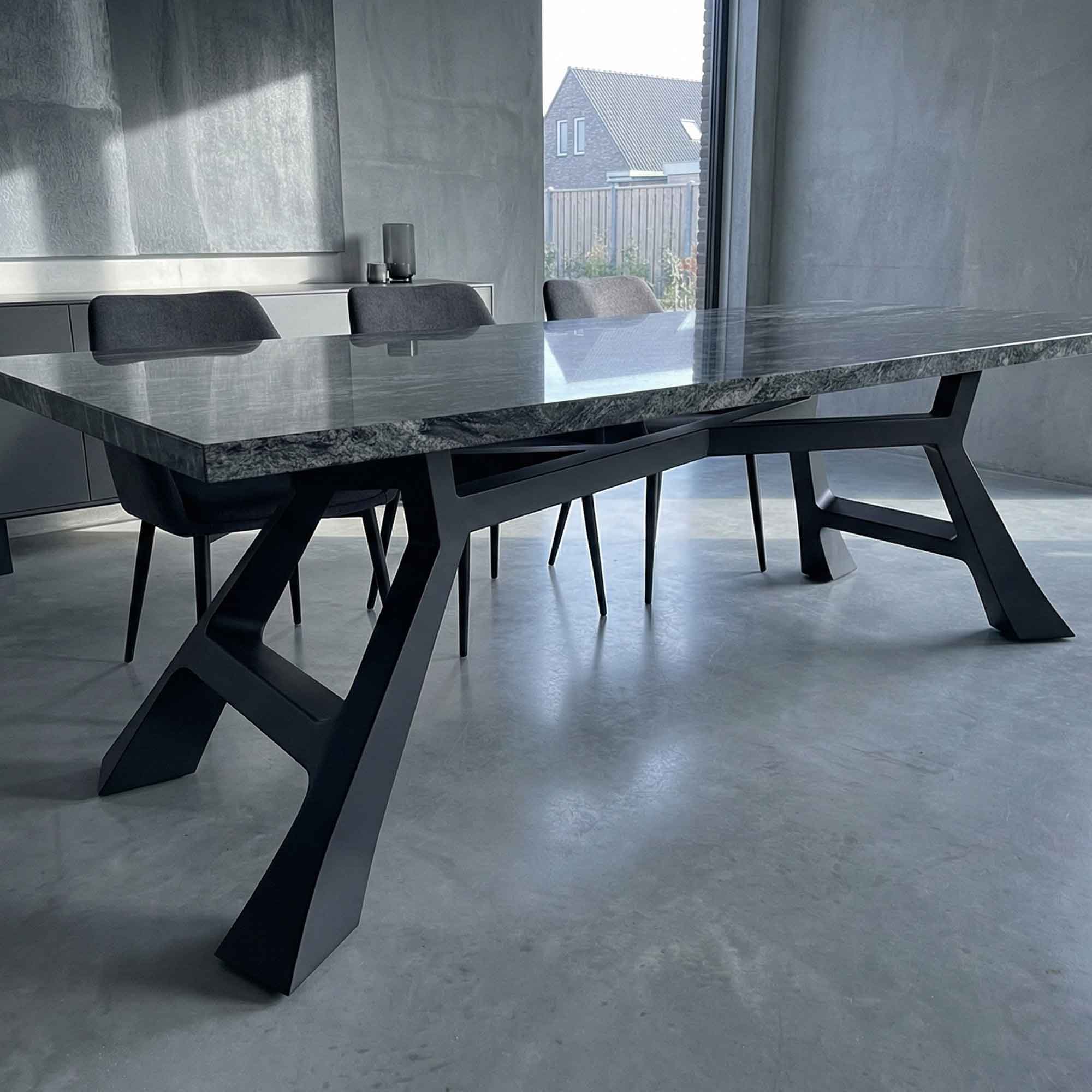 RADICI design table frame – Organic root look